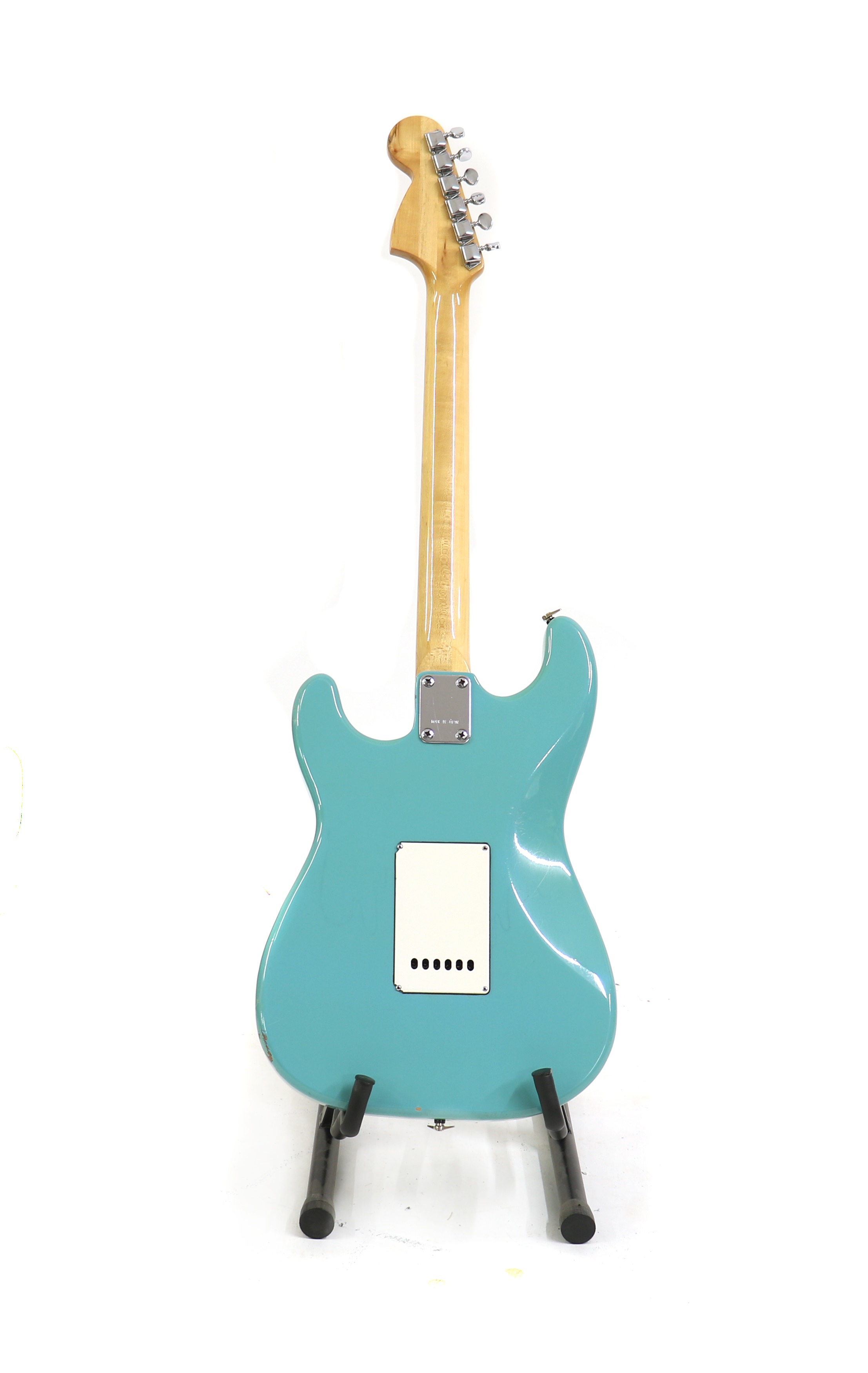 Lot 262 - An Antoria Stratocaster style electric