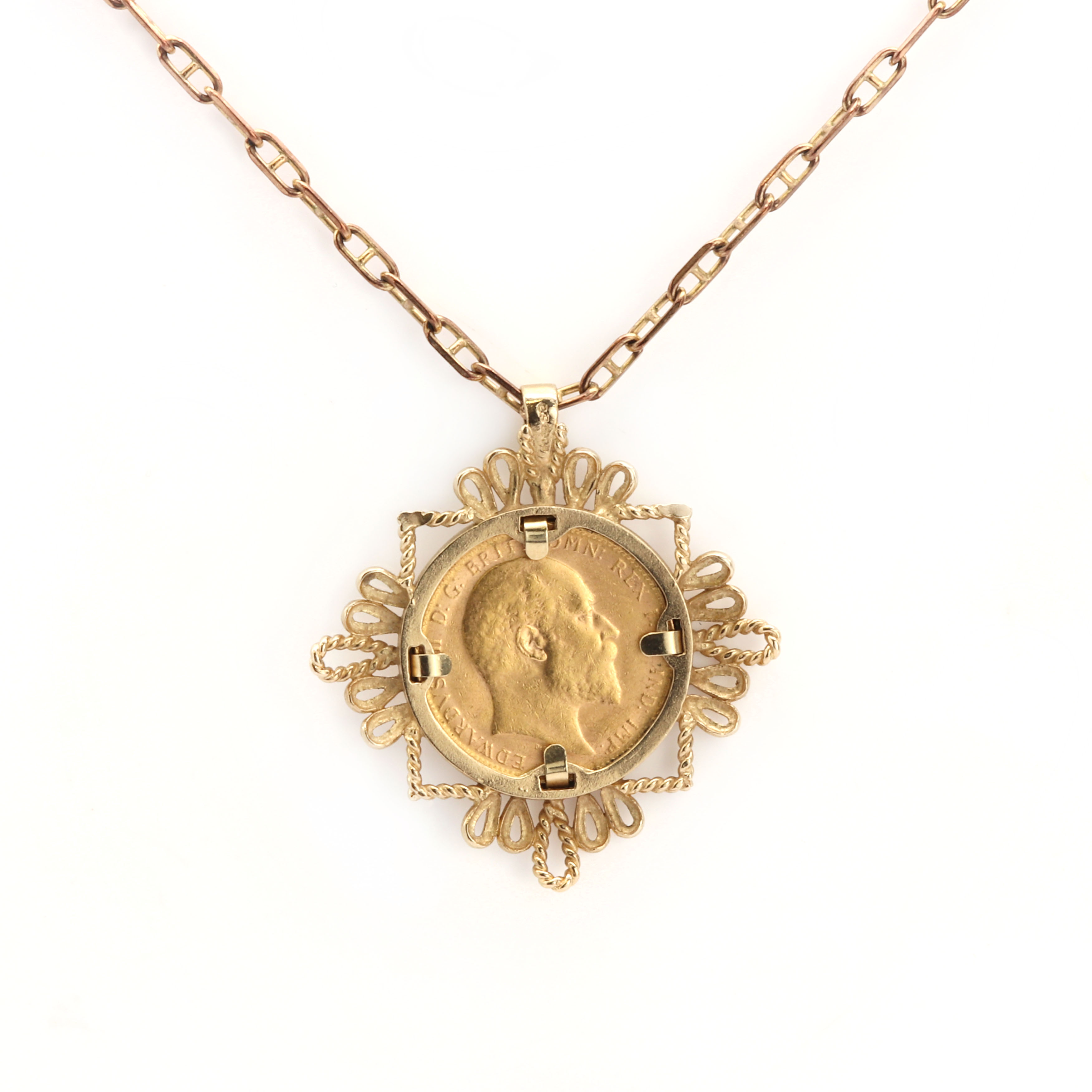 Lot 275 - A full sovereign pendant,