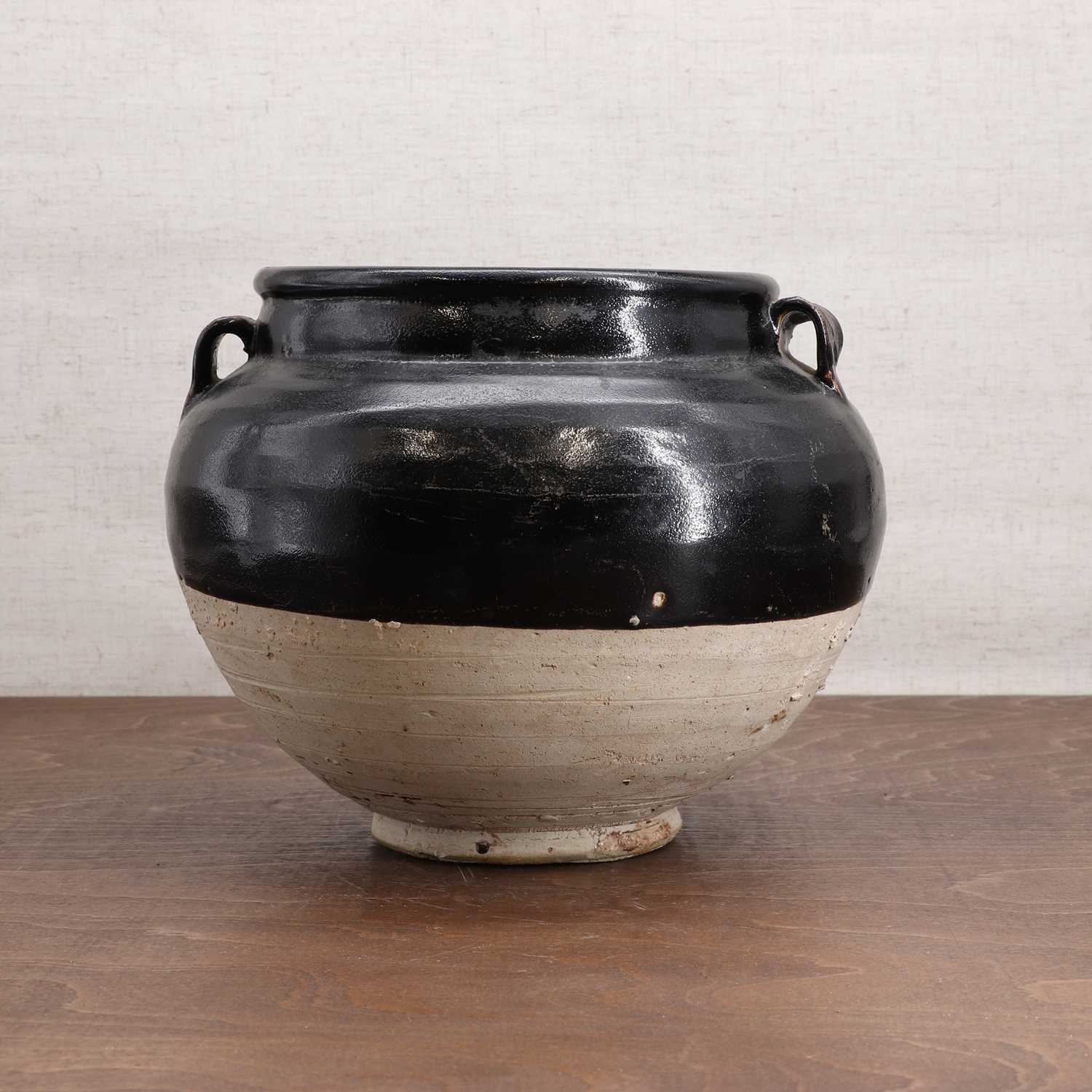 Lot 9 - A Chinese Cizhou ware jar,