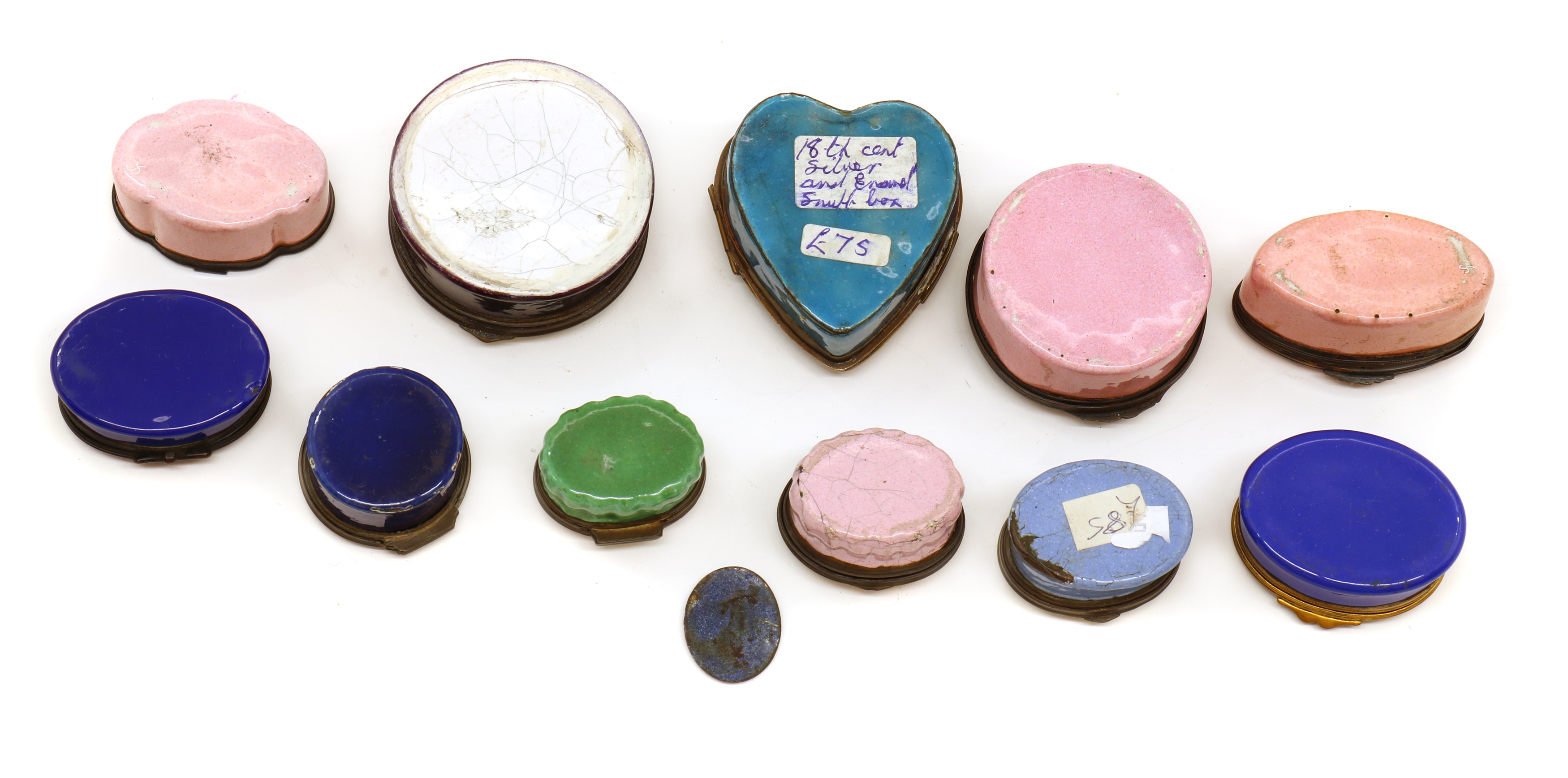 Lot 288 - A collection of eleven enamel patch and