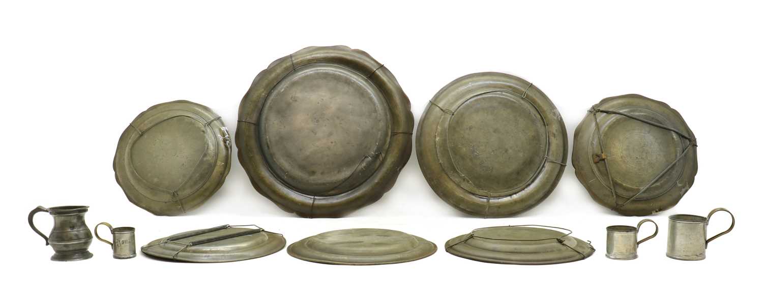 Lot 183 - A collection of pewter items