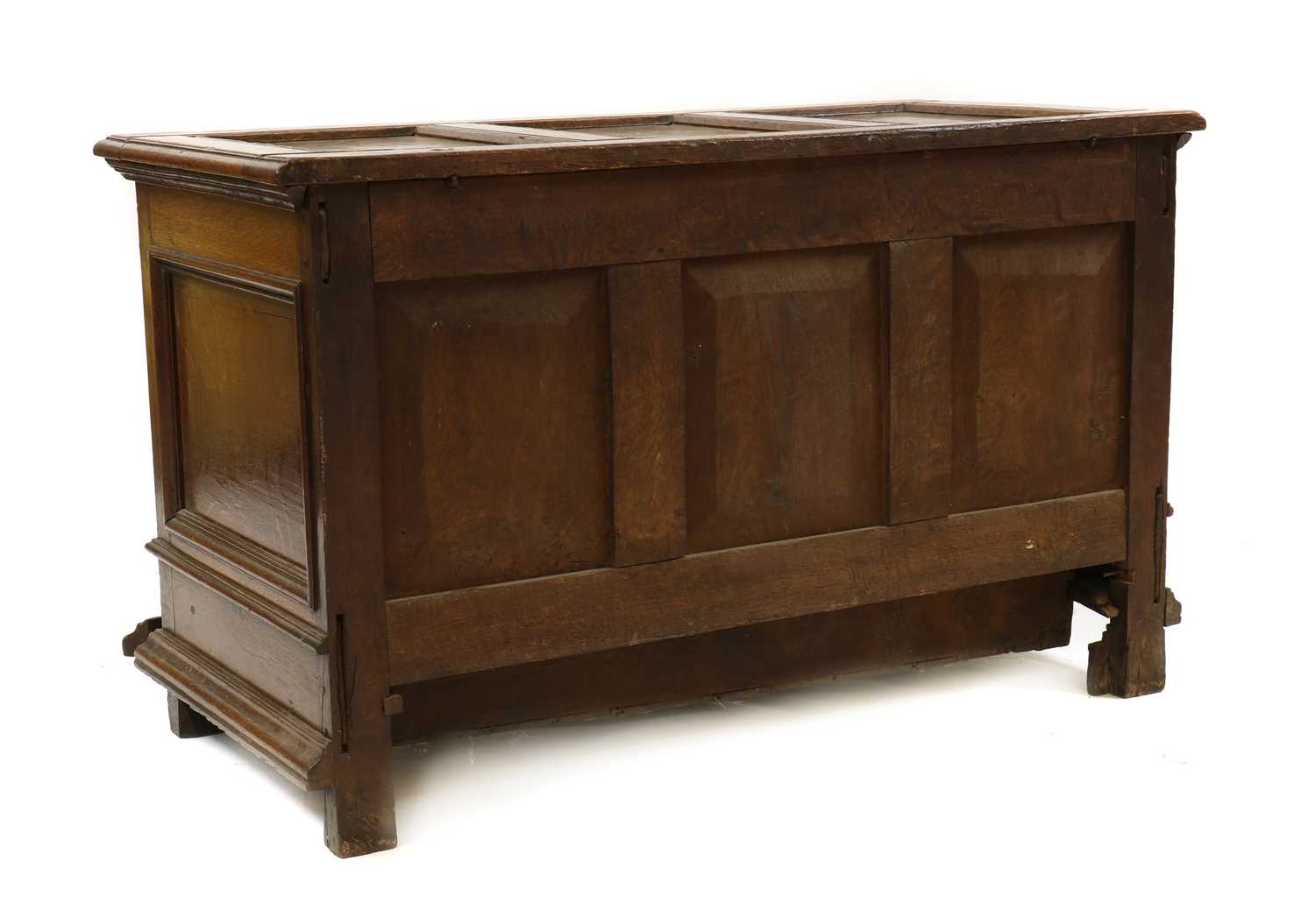 Lot 332 - An 18th century oak mule chest
