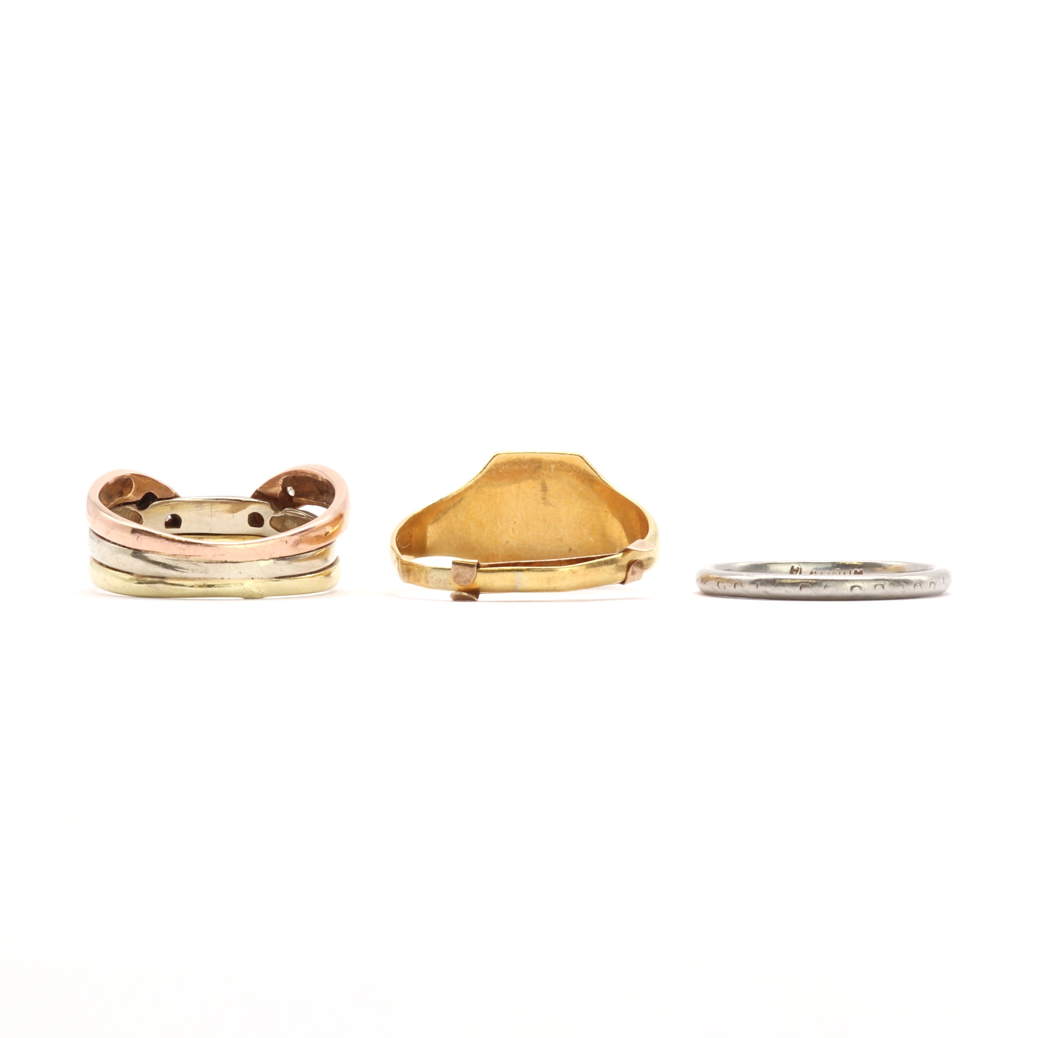 Lot 195 - Two gold rings,