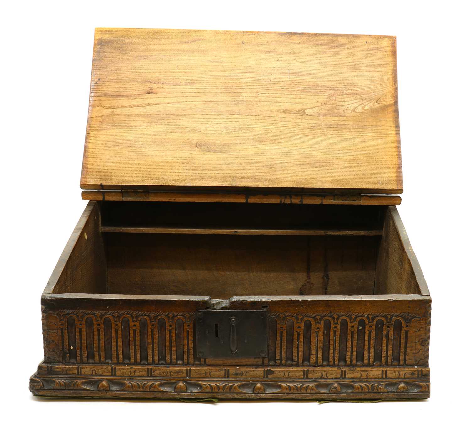 Lot 285 - An oak bible box,