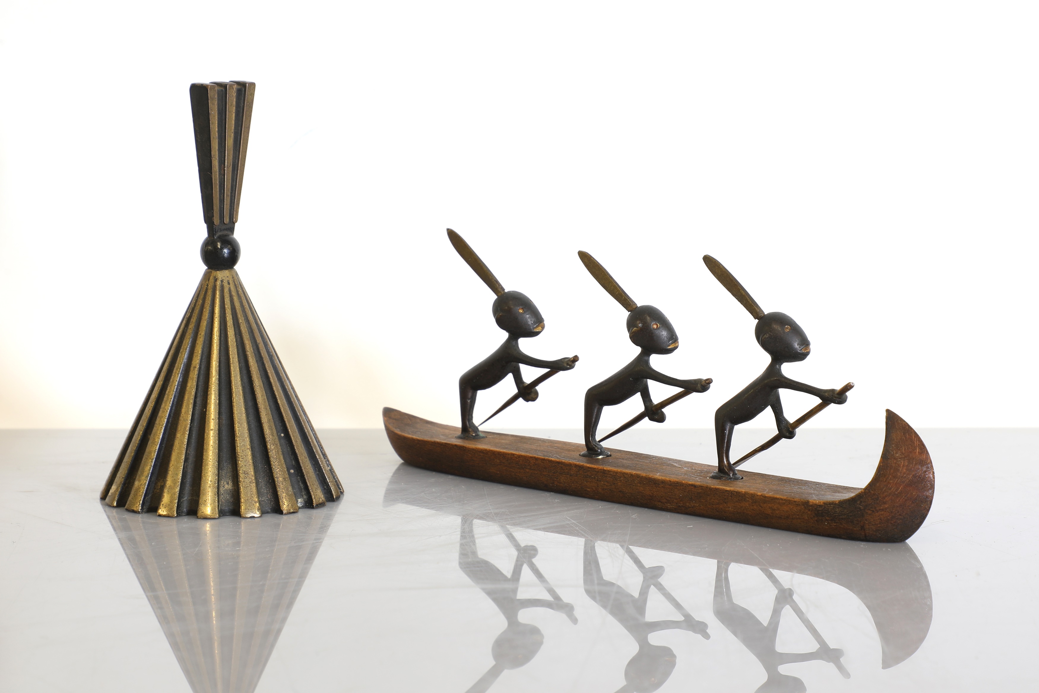 Lot 206 - An Austrian Hagenauer bronze figure group,