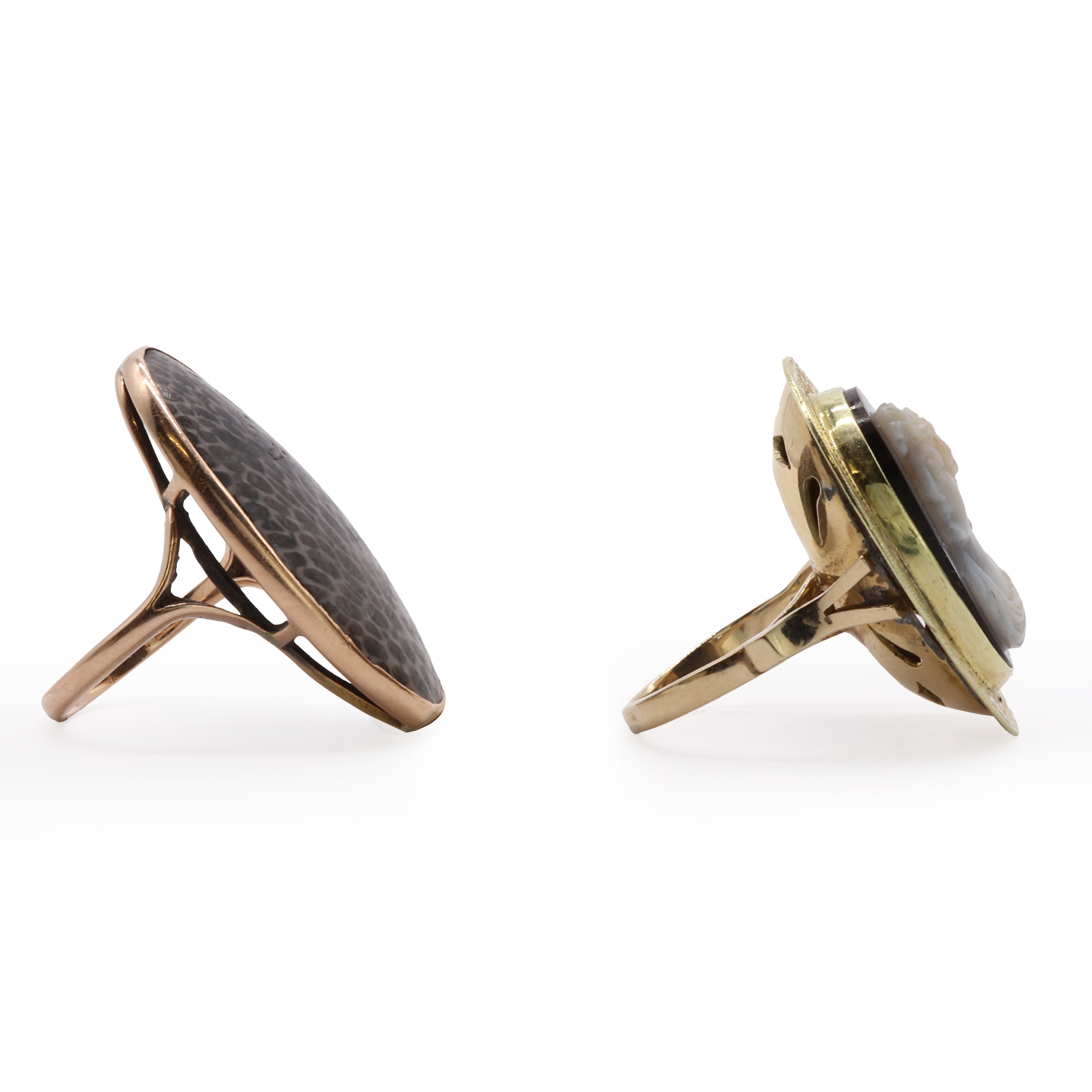 Lot 142 - Two gold rings,