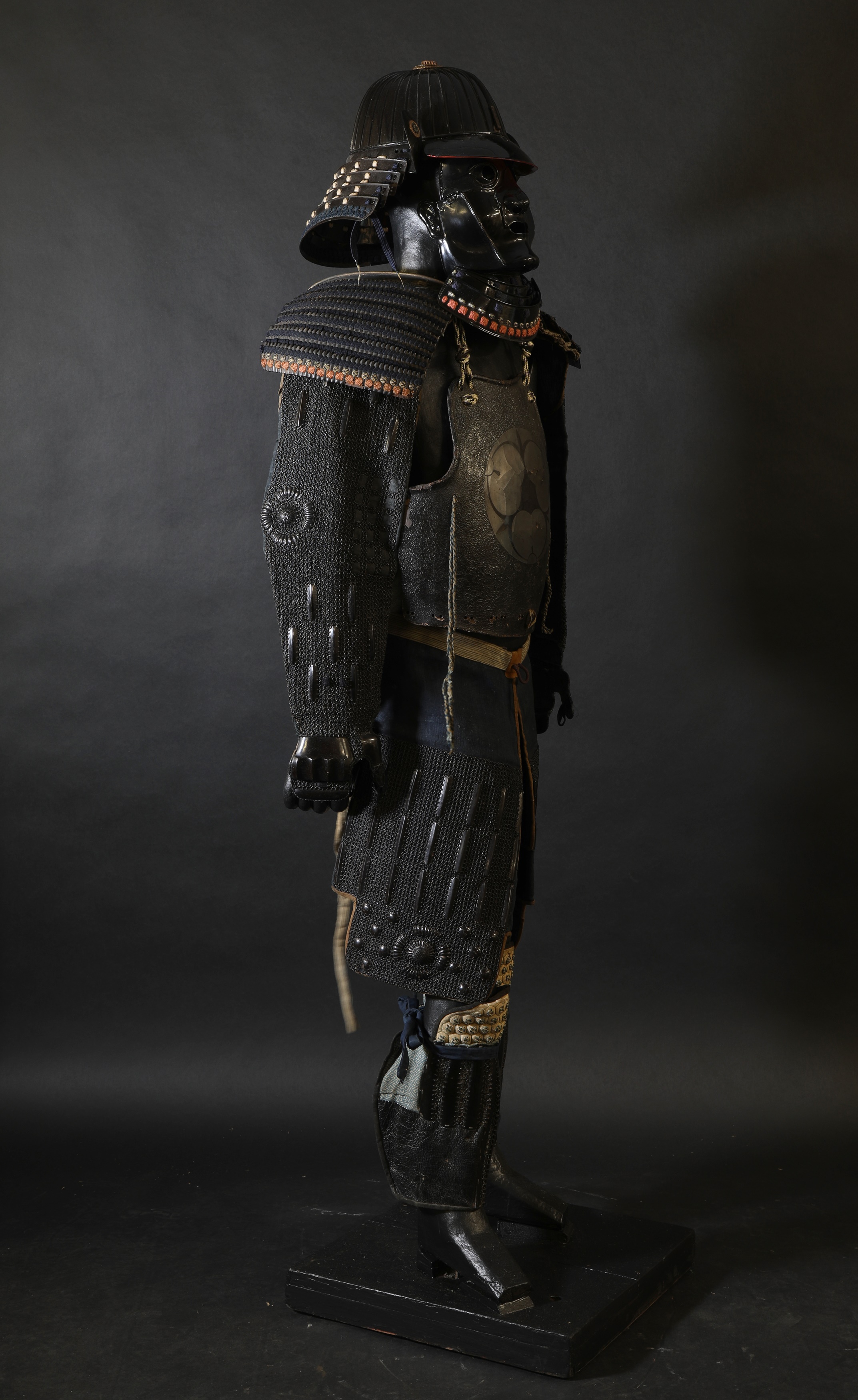 Lot 46 - A Japanese gusoku (composite armour)