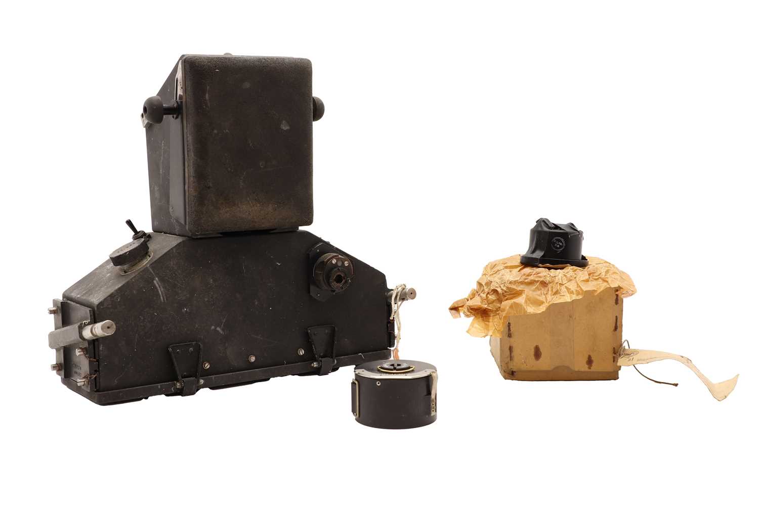 Lot 117 - An R88 Vulcan radar operator's camera,