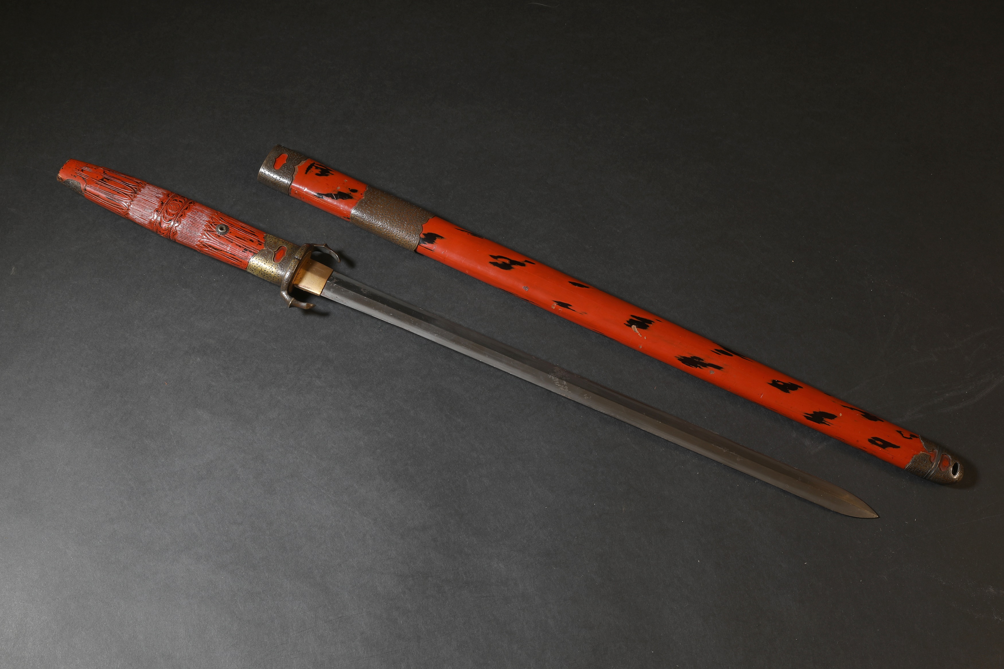 Lot 143 - A Chinese jian short sword,