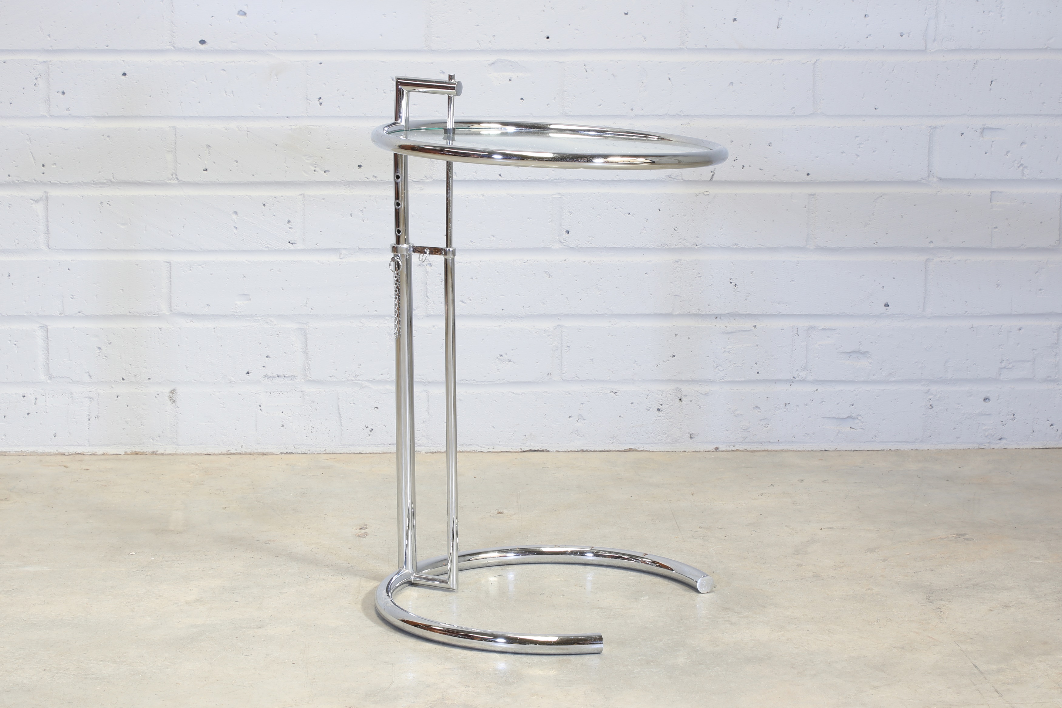Lot 187 - A 'Model E1027' side table,