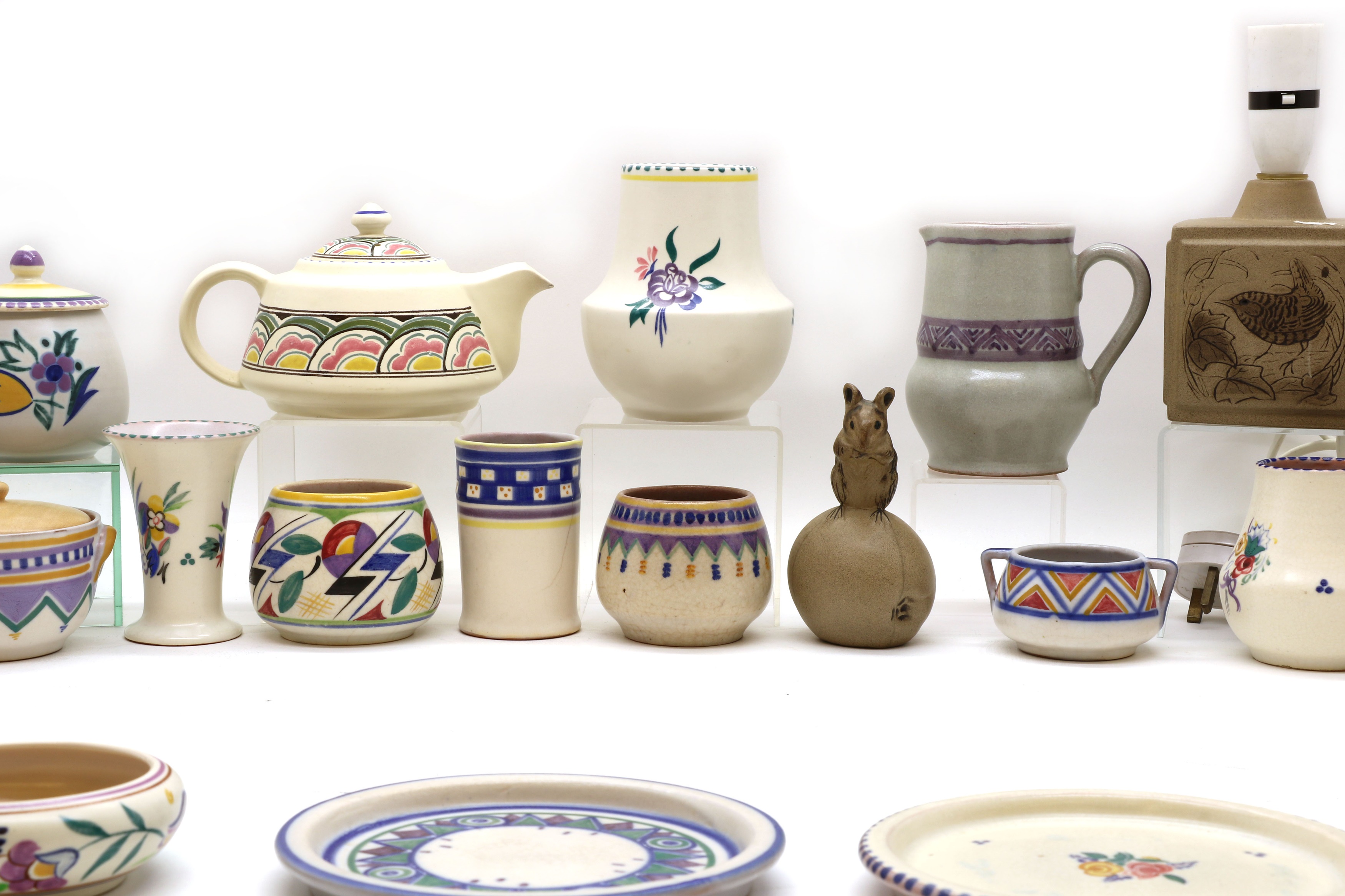 Lot 197 - A large collection of Poole pottery items