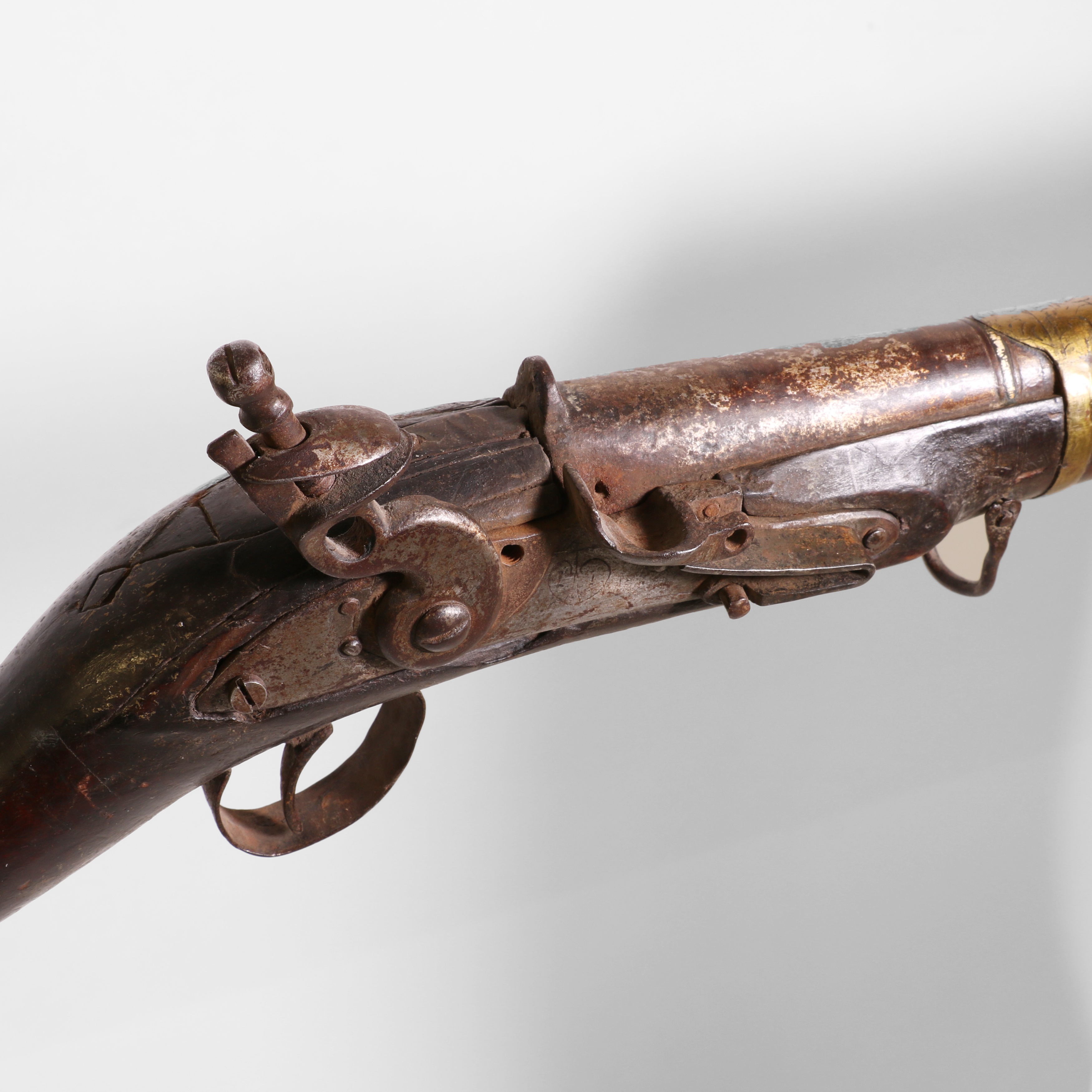 Lot 201 - A 10-bore flintlock musket,
