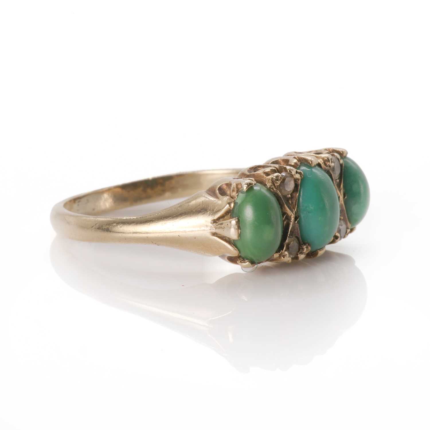 Lot 25 - A 9ct gold turquoise and paste ring,