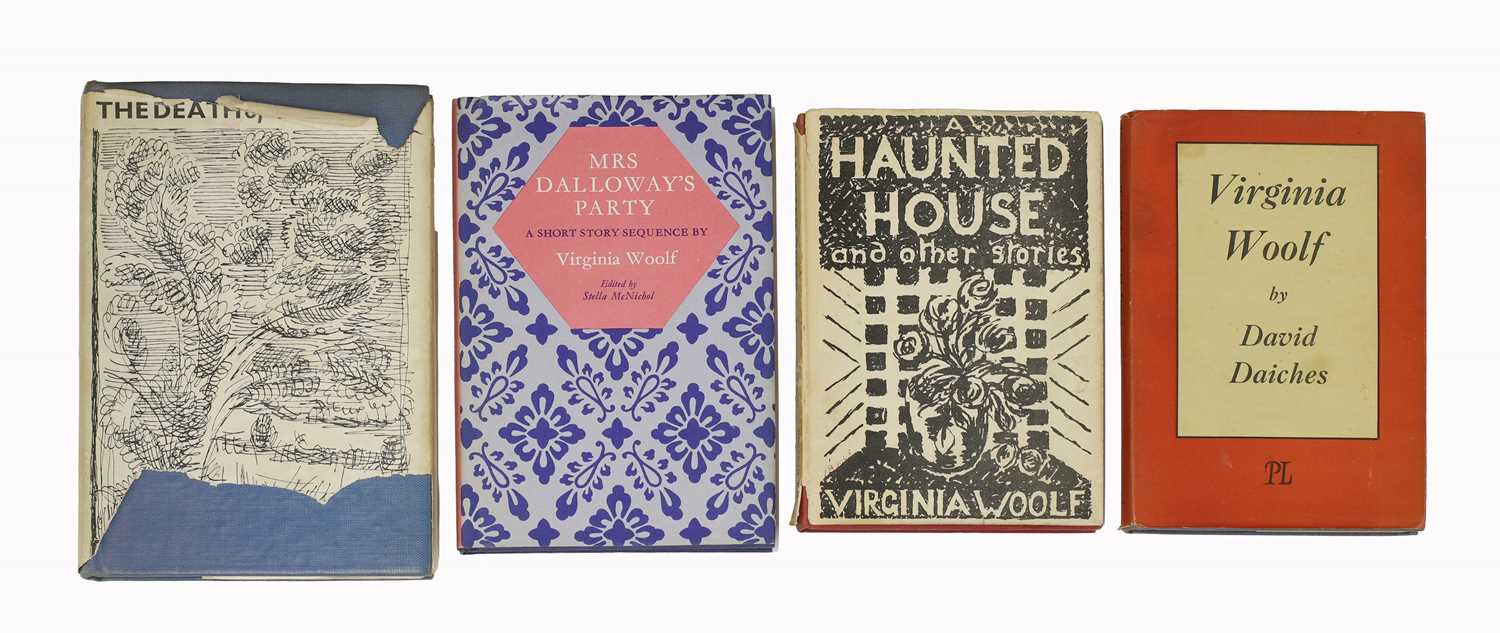 Lot 120 - Virginia WOOLF: