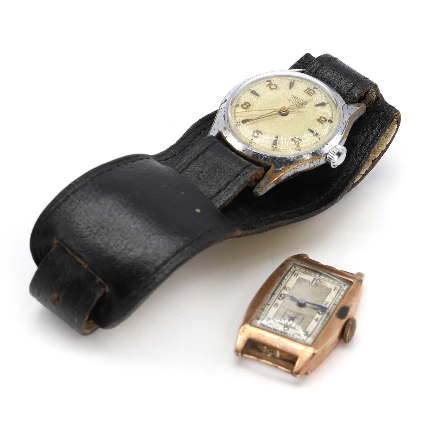 Lot 420 - A 9ct gold mechanical watch head and a