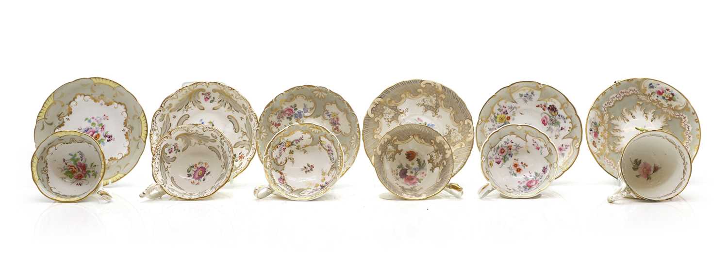 Lot 192 - A group of ten porcelain teacups and saucers,