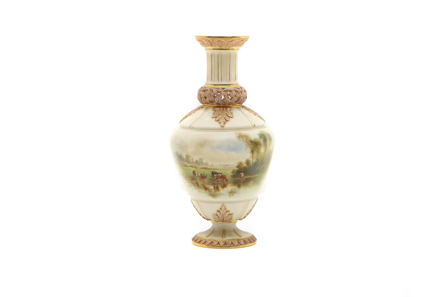 Lot 90 - A Grainger Worcester porcelain vase,