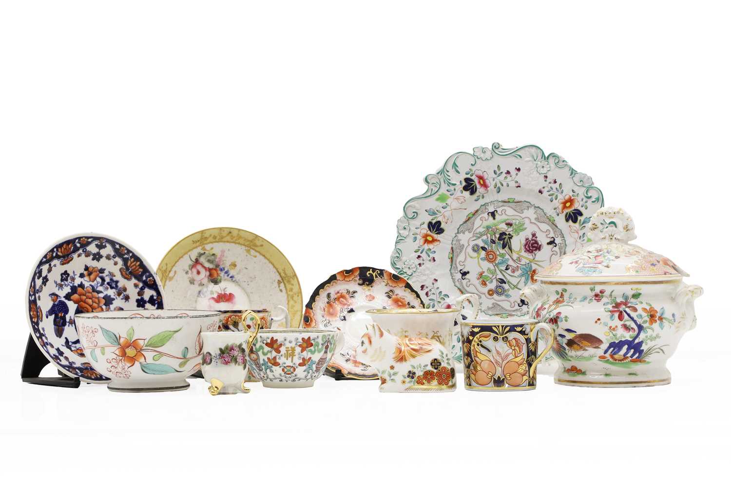 Lot 206 - A large collection of porcelain tea wares