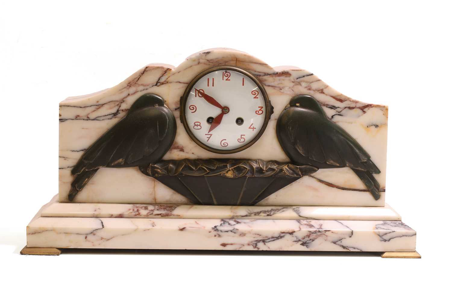 Lot 95 - An Art Deco French marble mantel clock,