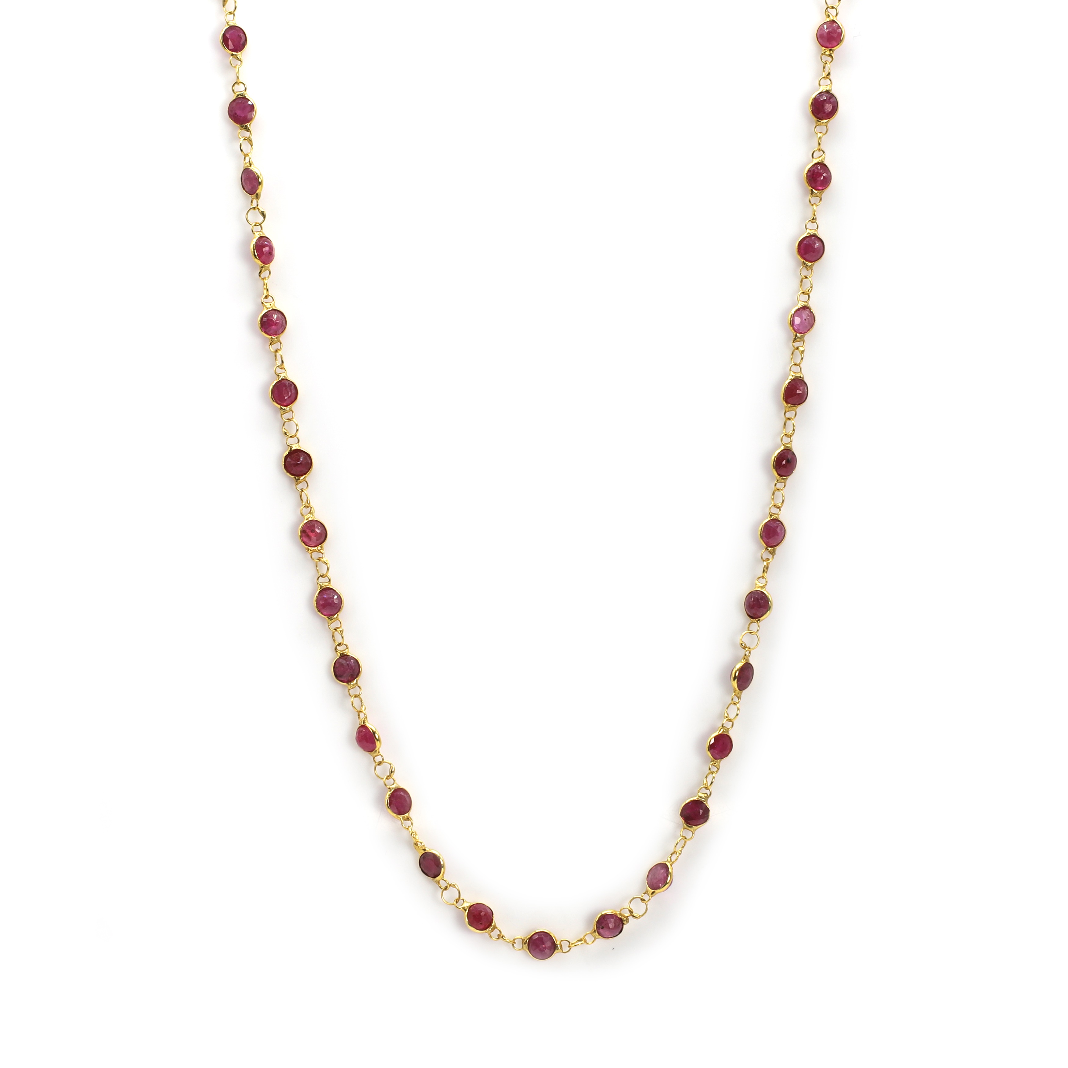 Lot 184 - A ruby necklace,