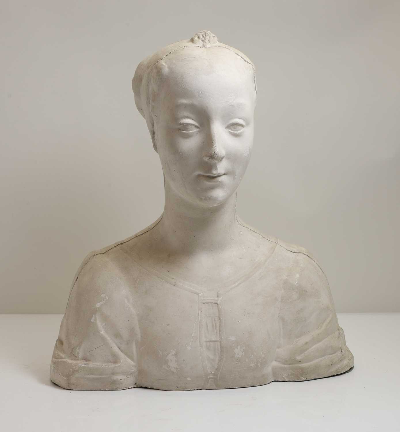 Lot 227 - A bust of a woman