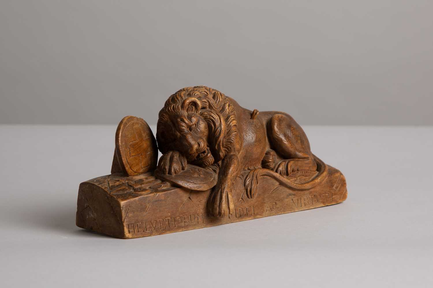 Lot 326 - A carved wood 'Lion of Lucerne',