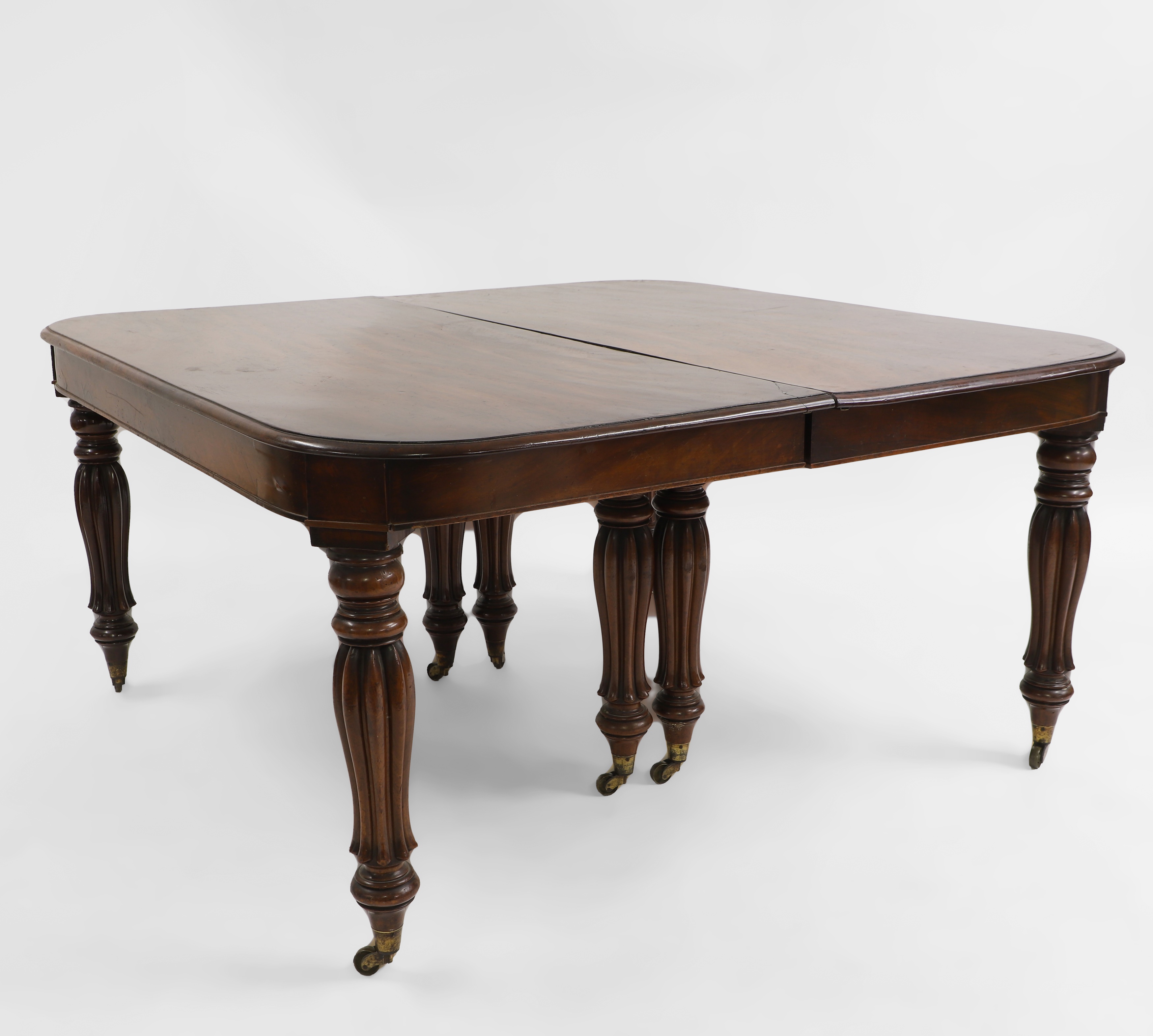 Lot 432 - A William IV mahogany extending dining table,