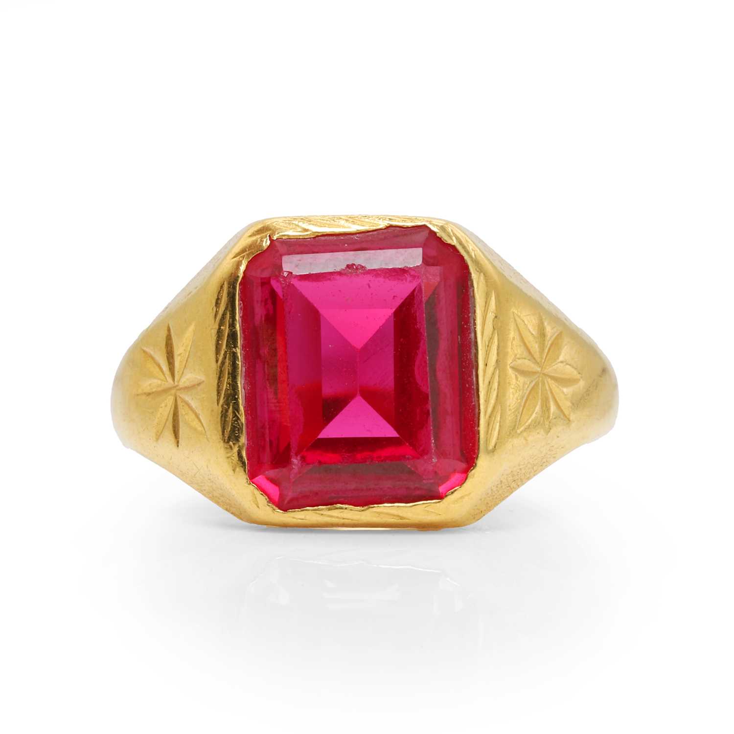 Lot 285 - A 22ct gold synthetic ruby signet ring,