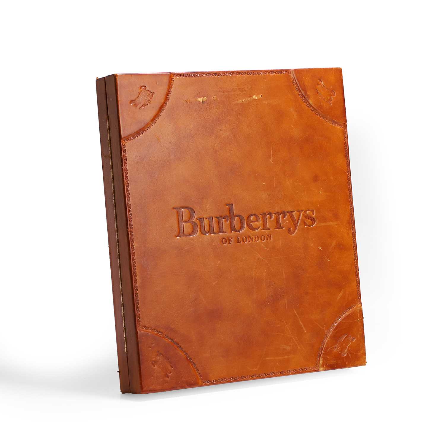Lot 1337 - A boxed set of Burberry belt buckles,