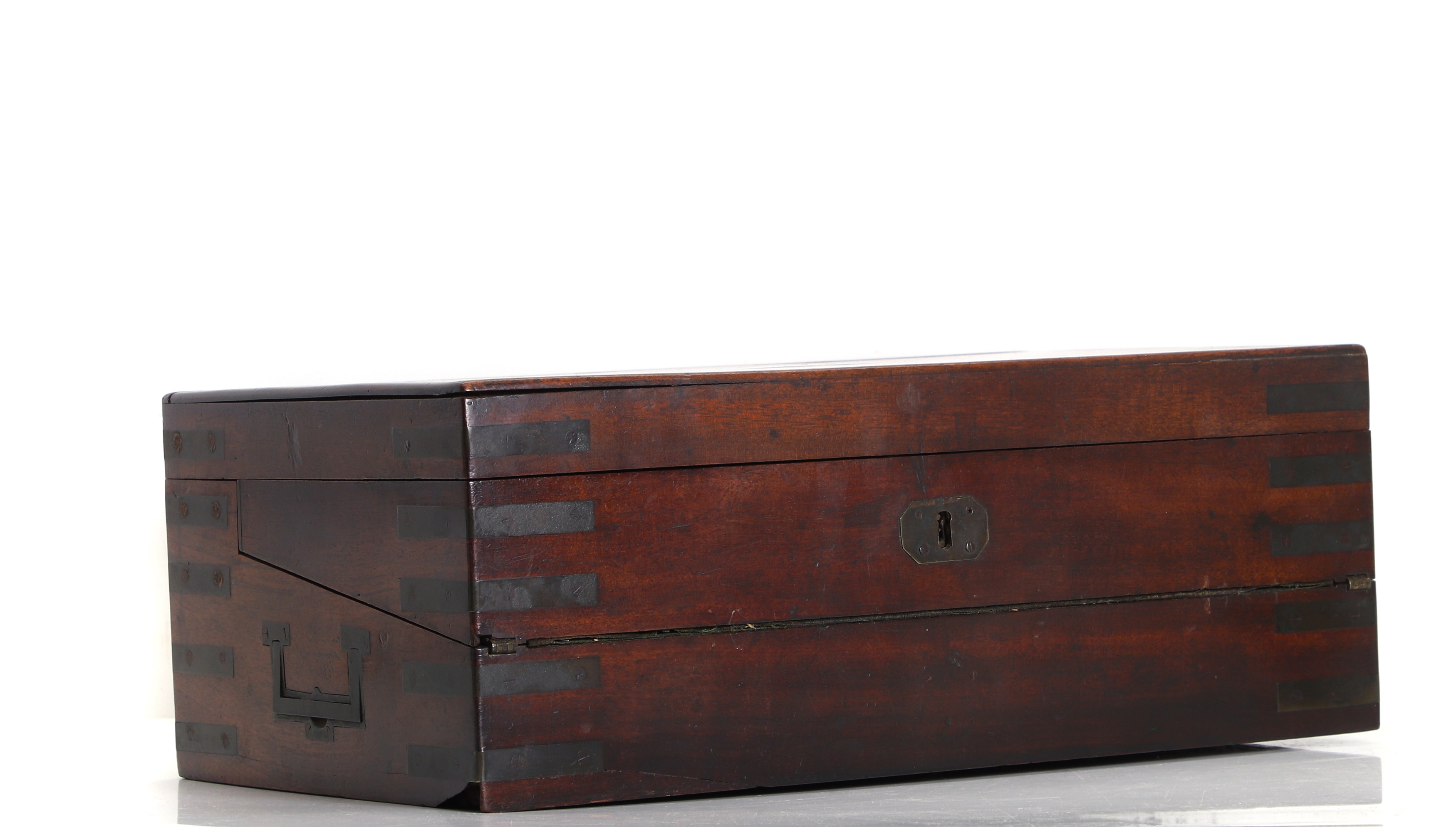 Lot 321 - A Victorian mahogany writing slope